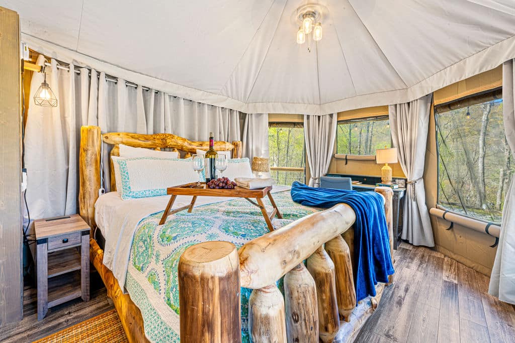 Book Canopy | Luxury Tents - Elk Hollow Resort