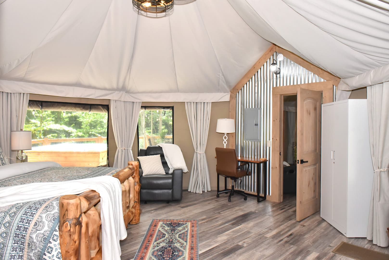 Book Foxfire | Tent Glamping - Elk Hollow Resort