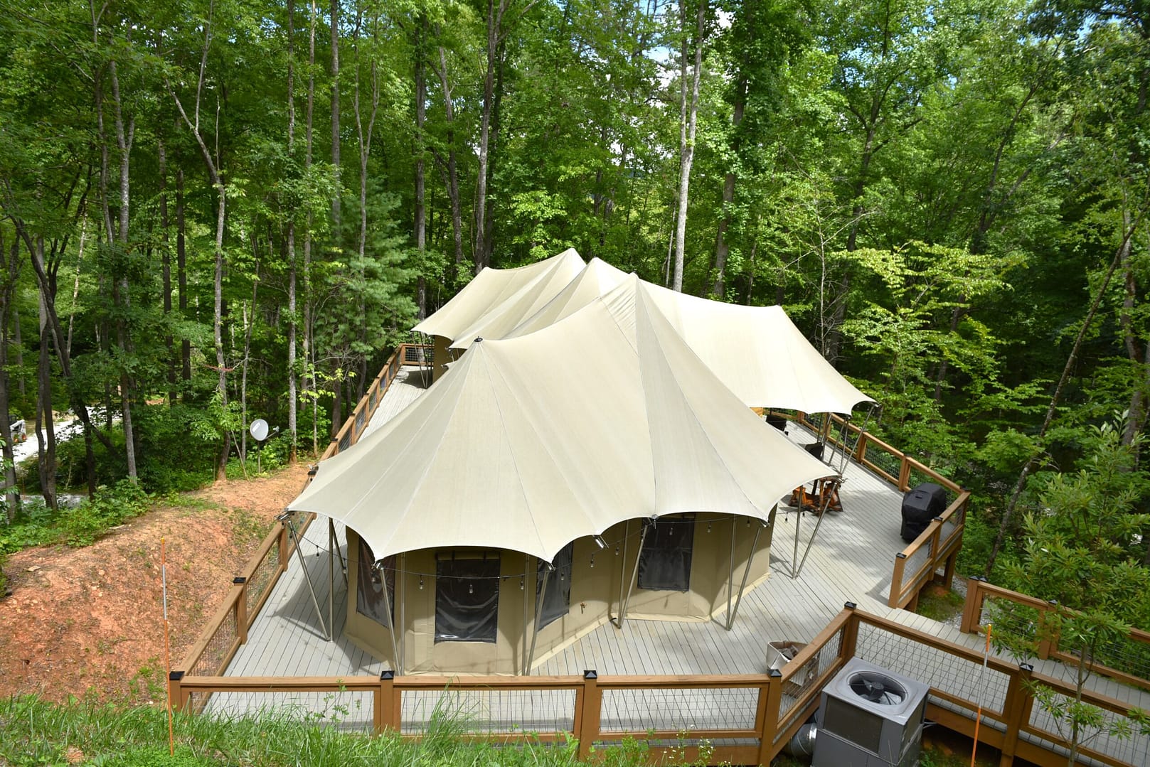 Book Foxfire | Tent Glamping - Elk Hollow Resort