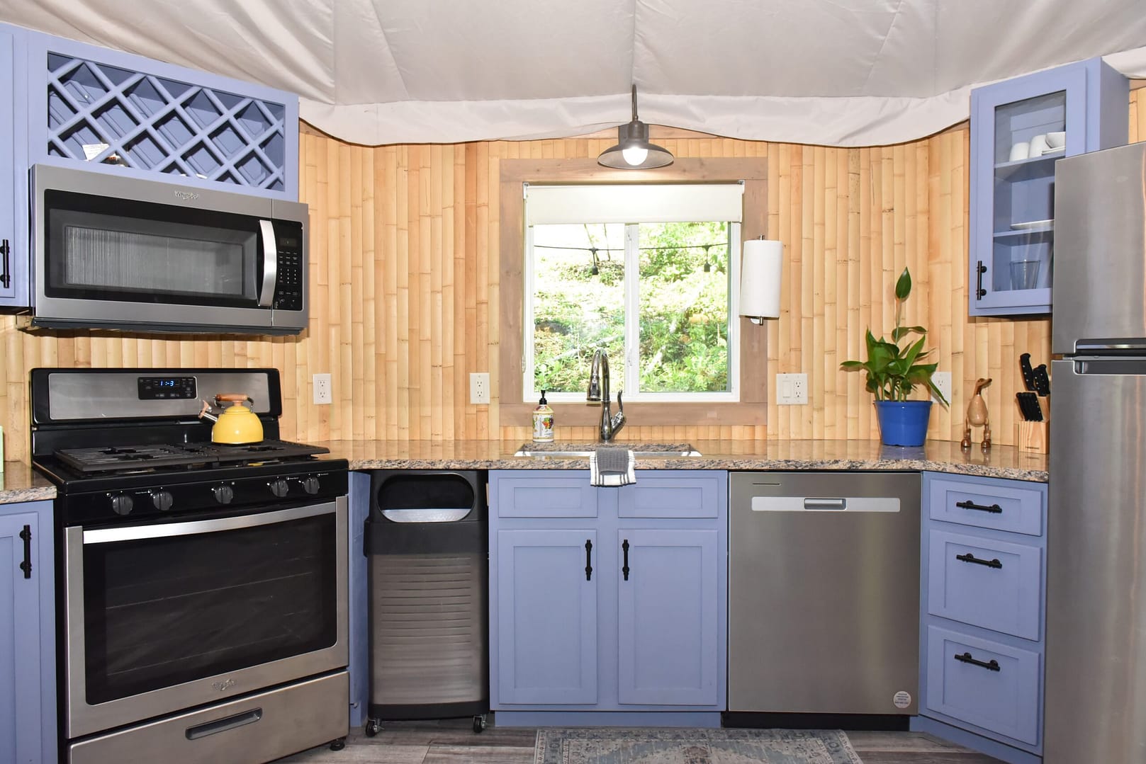Book Huckleberry | Luxury Glamping Tents